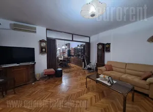 Izdavanje Kuća - Beograd, Mali Mokri Lug - Zvezdara