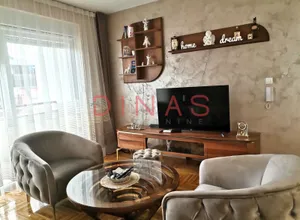 Prodaja Stan - Novi Sad, Vidovdansko naselje - Sonsi