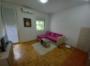 Prodaja Garsonjera - Novi Sad