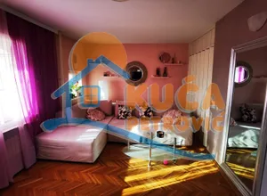 Prodaja Stan - Niš, Medijana: Čair