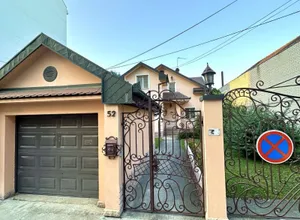 Izdavanje Kuća - Novi Sad