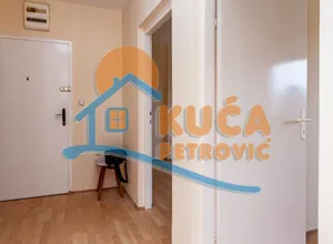 Prodaja Stan - Niš, Pantelej: Durlan - Beverli Hils - Jagodin mala