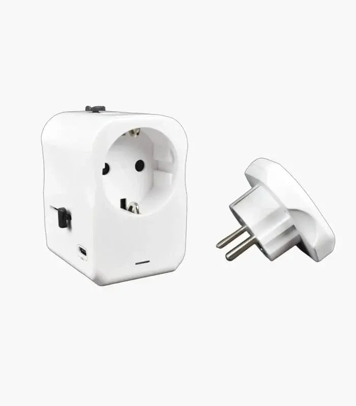 Putni adapter za utičnicu