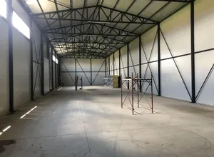 Izdavanje Magacin - Beograd, Zemun: Batajnica - Ugrinovci