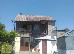 Prodaja Vikendica - Inđija