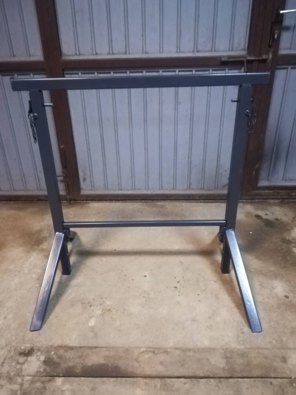 Manje nogare dimenzija min visina 80cm max visina 145cm sirina 80cm (5