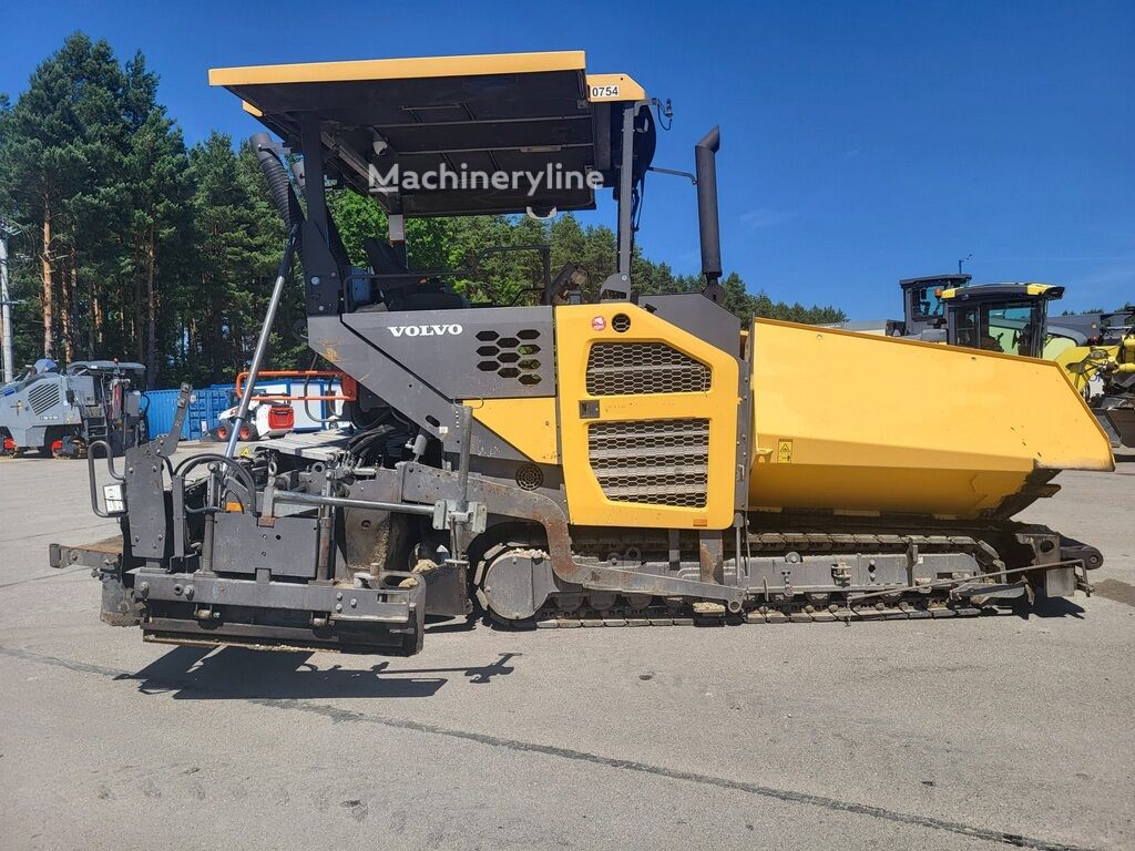 Volvo ABG P7820C asfaltni finišer guseničar