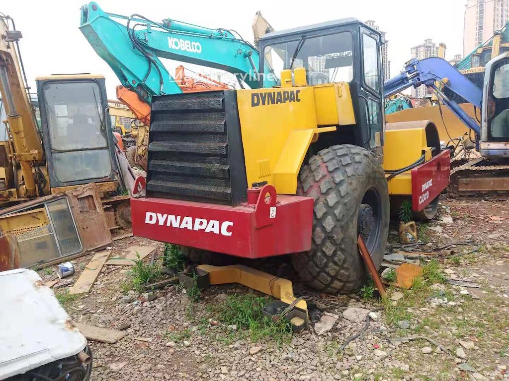 Dynapac CA301D kompaktor s jednim valjkom