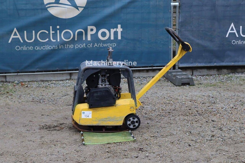 Prodaje se Neuson DPU3050 vibro ploču na aukciji