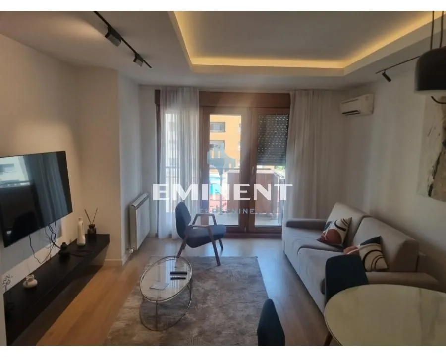 Izdavanje, dvosoban stan, 50m2, Novi Beograd Blok 67, Novi Beograd, Beograd