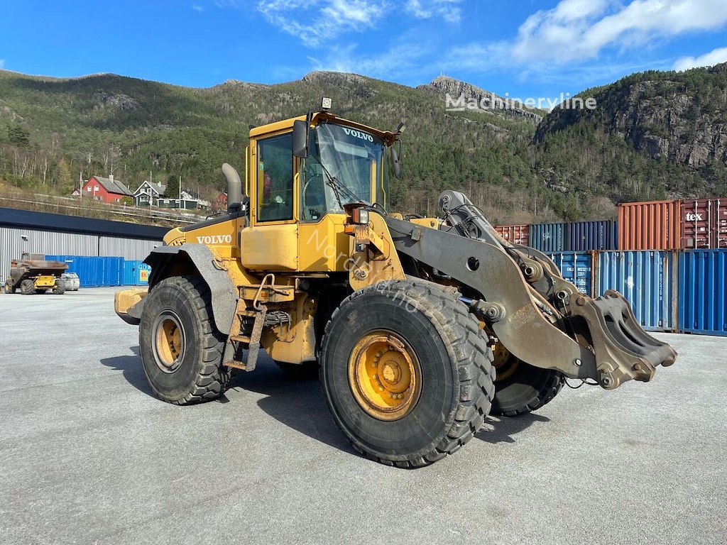 Volvo L110E *13.000hrs *LUBRICATION *QUICK CONNECT *3rd FUNCT prednji utovarivač