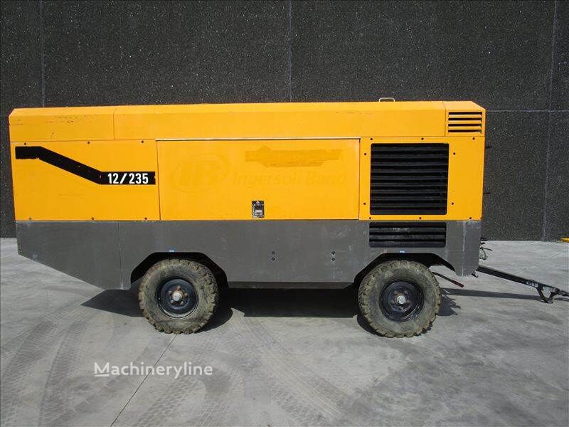 Ingersoll Rand 12 / 235 mobilni kompresor