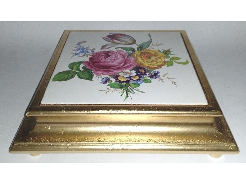 PODMETAC, MUZICKI - PORCELAN, DRVO, SVIRA, 27x27x7cm