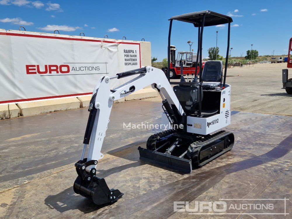 Prodaje se JPC KV 12 mini bager na aukciji