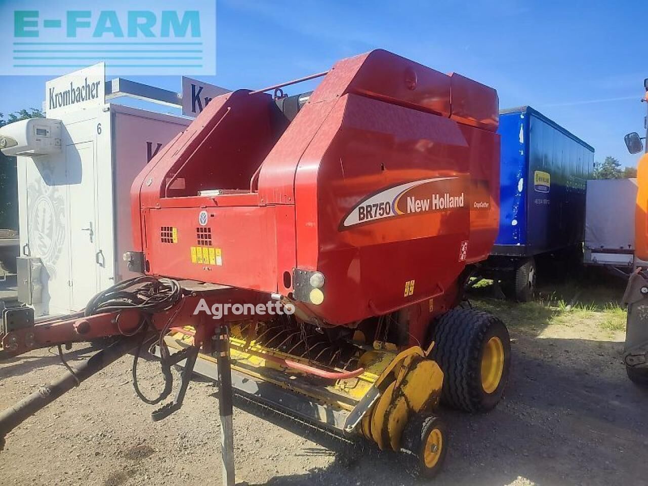 New Holland br 750 balirka za četvrtaste bale