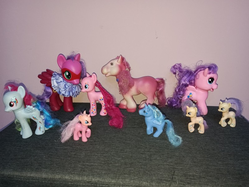 Pony mix 9 komada