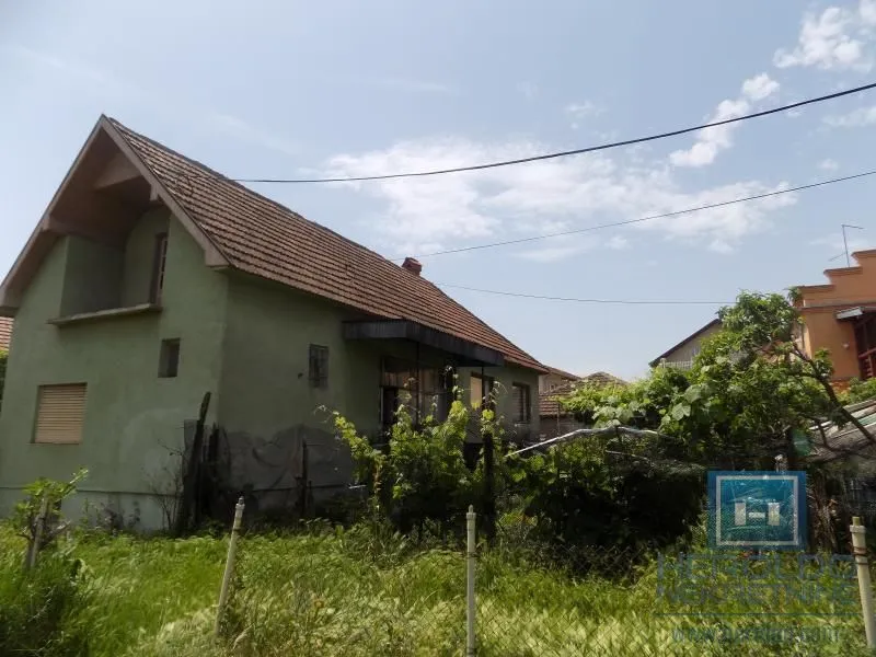 Prodaja, kuća, 69m2, XI Kongres, Paraćin