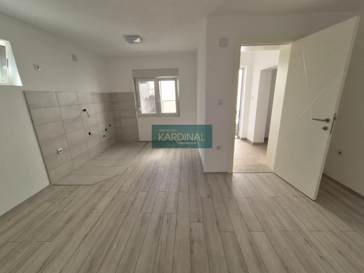 Prodaja, jednosoban stan, 30m2, Vašarište, Jagodina