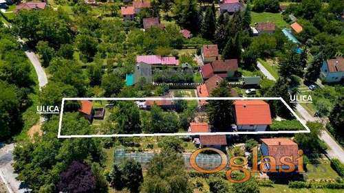 ~ Kuća u sirovom stanju sa odličnim placem u Ledincima ~