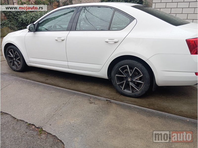 Škoda Octavia 1,6 tdi ambition