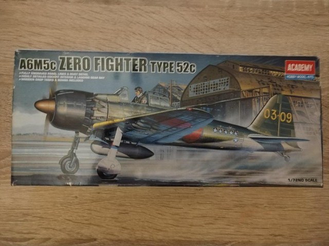 Mitsubishi A6M5c Zero Fighter Type 52c