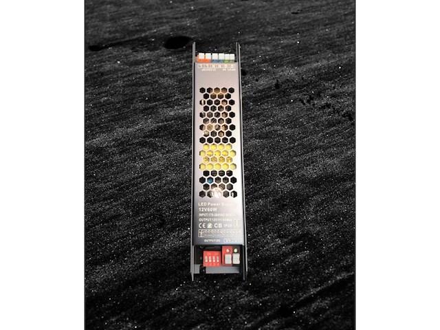 Profesionalno Led napajanje 12V/5A - 60W 4 stepena regu
