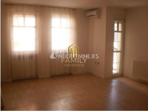 Jednoiposoban stan za izdavanje, Stari Grad, 54m2, 450e