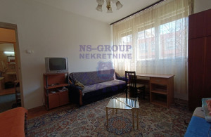Prodajem Stan-Apartman, Kej