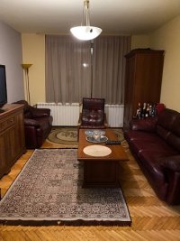 Prodajem cetvorosoban stan kod Gradske bolnice