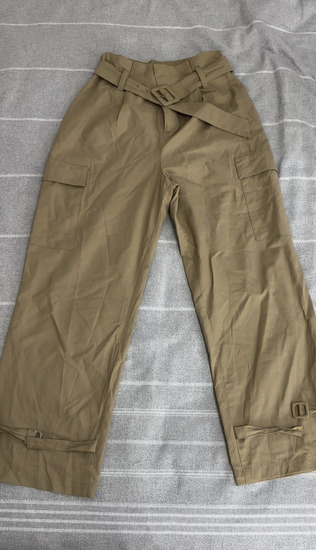 Zenske pantalone