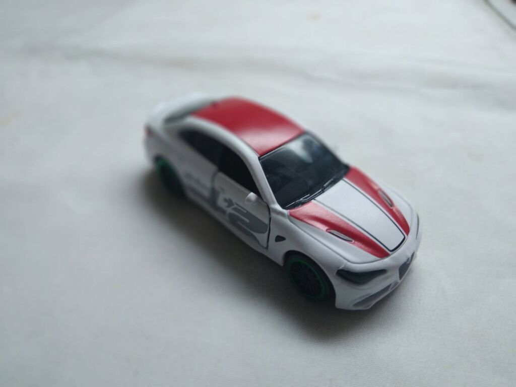 Majorette Alfa Romeo Giulia,1:60 ocuvan.Imam jos autica iz ove serije