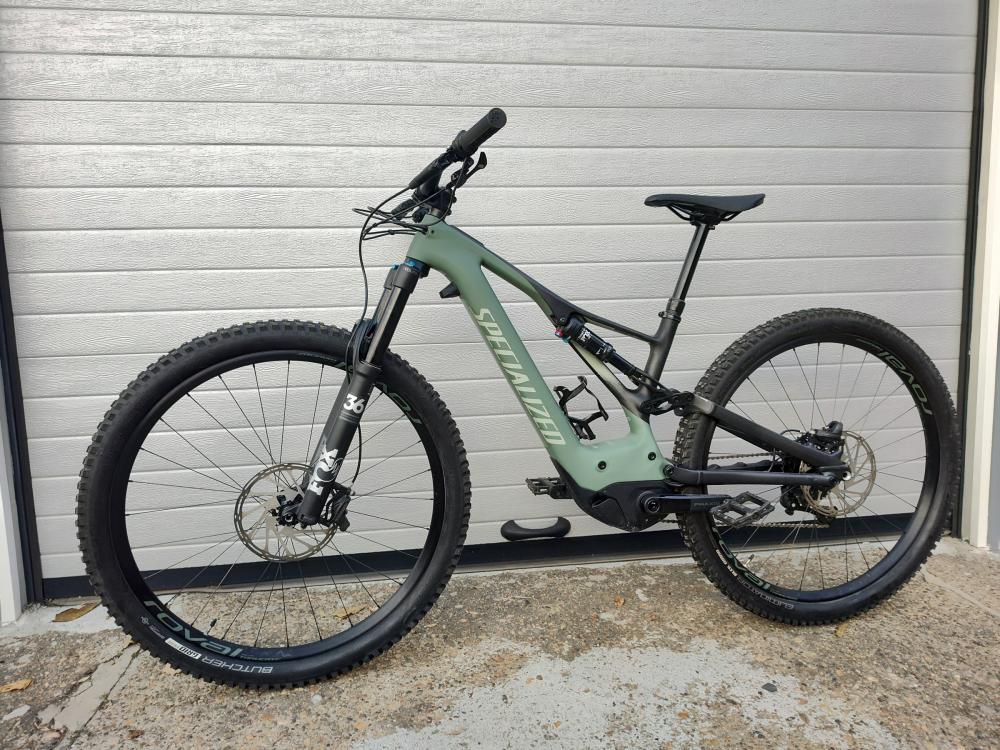 Turbo Levo Expert Carbon 29er 700Wh