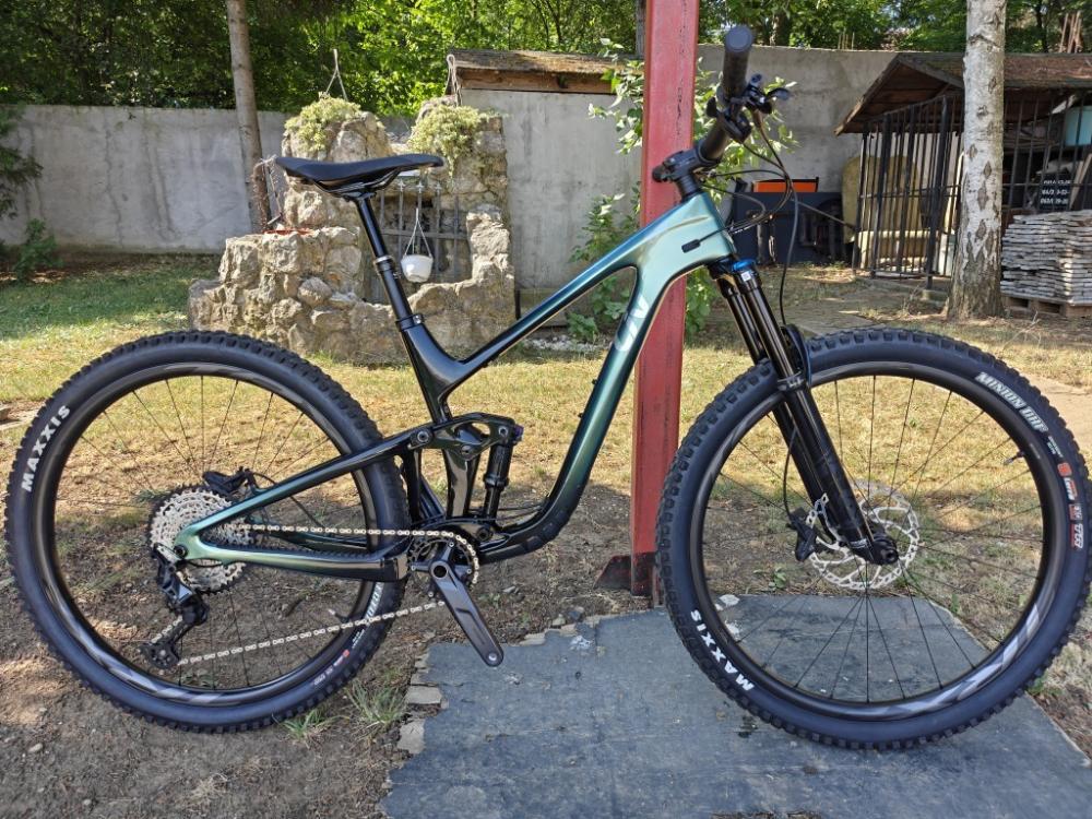 Giant Liv Intrigue Advanced Pro 2 Karbon