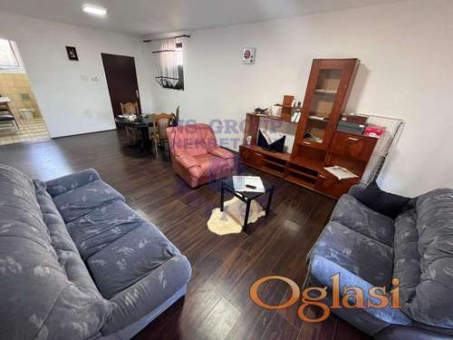 Fantastična spratna kuća u Čortanovcima! 152m2