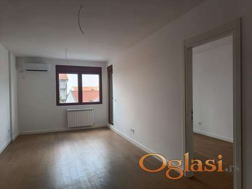 Useljiv 2.0 stan kod Gradske bolnice, Krfska, 51m2