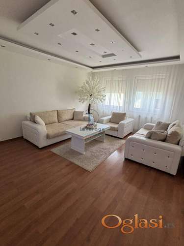 Mladenovac, dupleks, 25 Maj, 133 m2