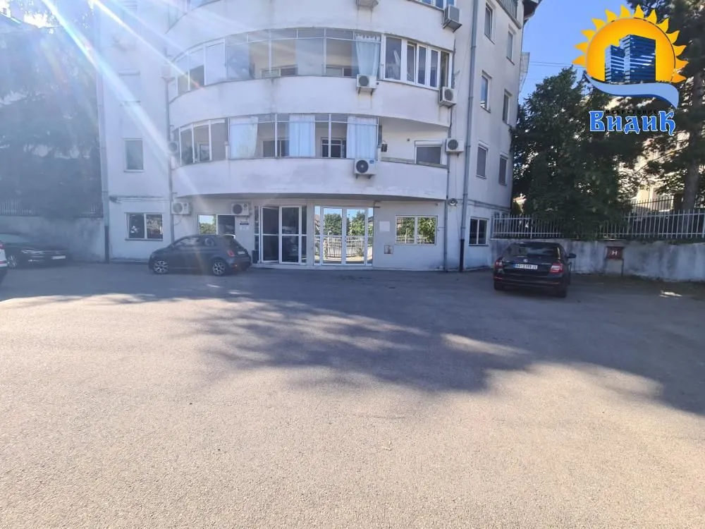 Izdavanje, poslovni prostor, 100m2, Vidikovački venac, Rakovica, Beograd