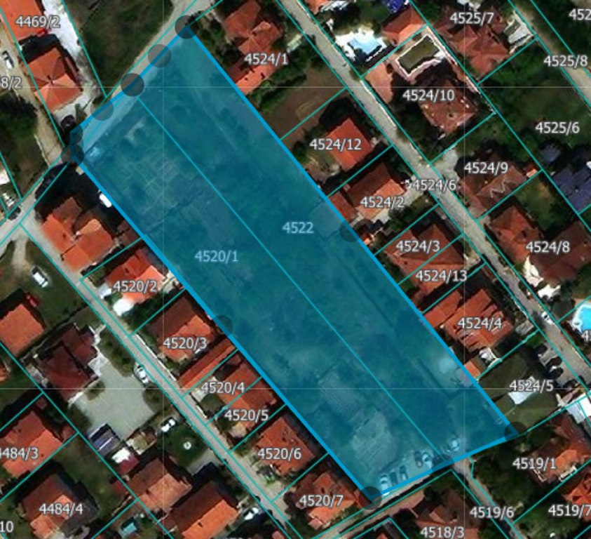 Plac za investitore