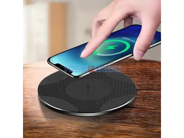 Bežični brzi punjač za mobilne telefone