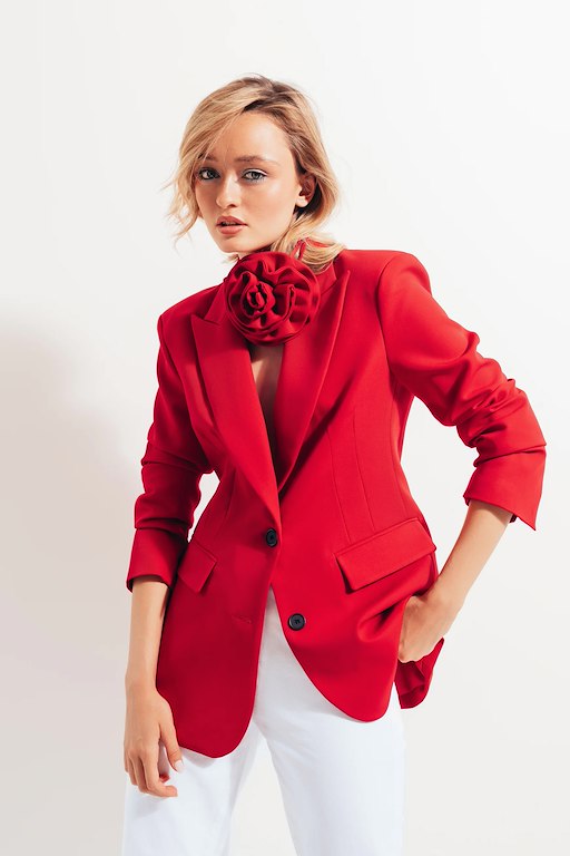 Fitted blazer with seams