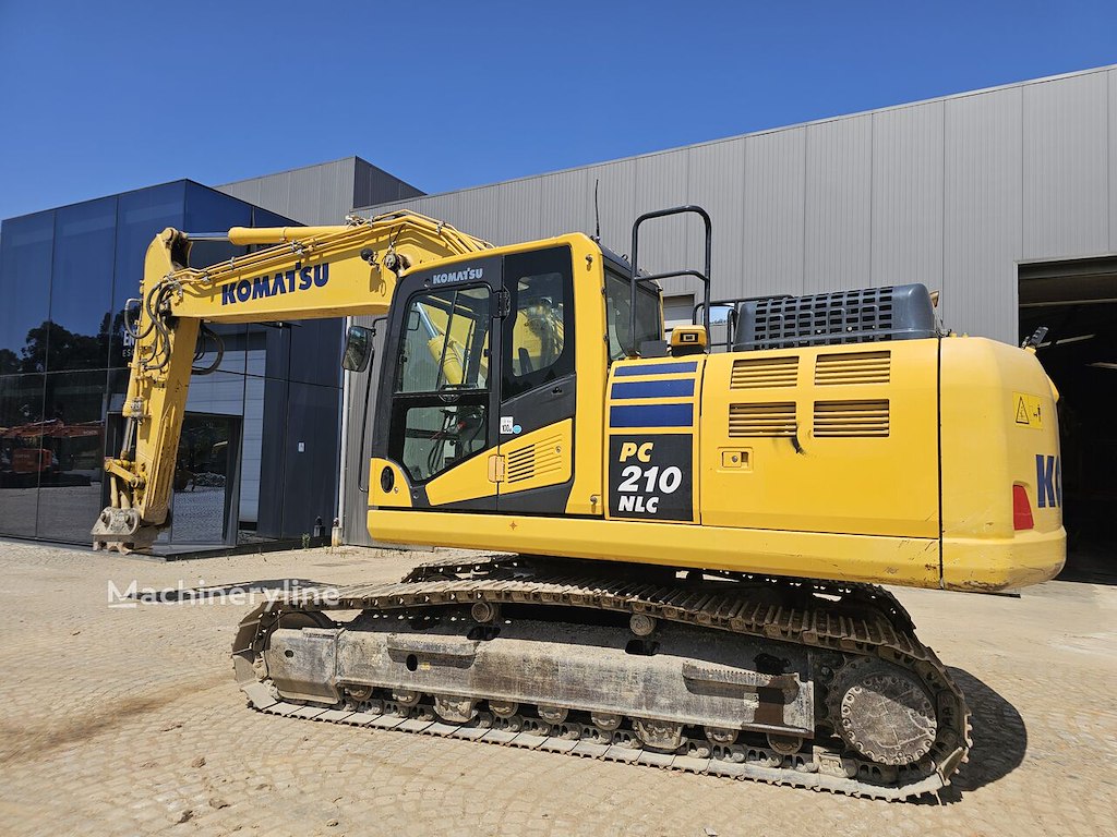 Komatsu PC210NLC-11 bager guseničar