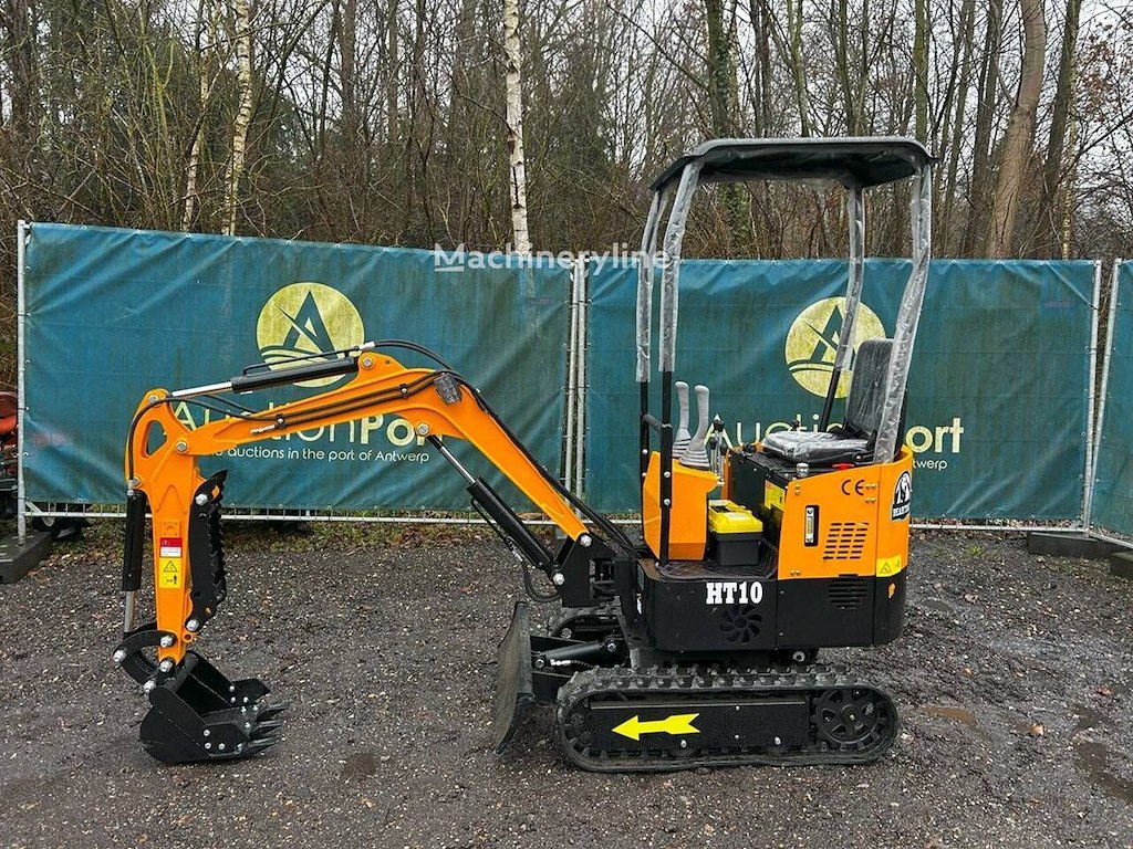 Prodaje se Beartrac HT10 mini bager na aukciji