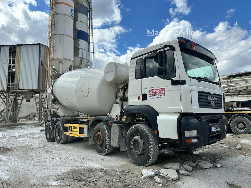 MAN 41360 kamion s mešalicom za beton