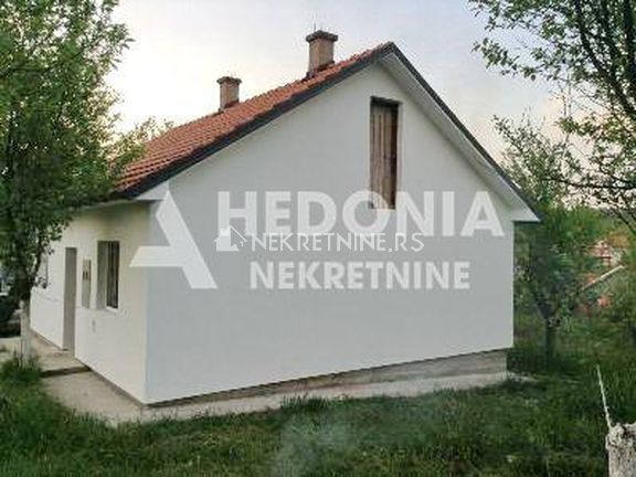 Barič, Novo naselje, nova trosobna kuća sa placem ID#10097