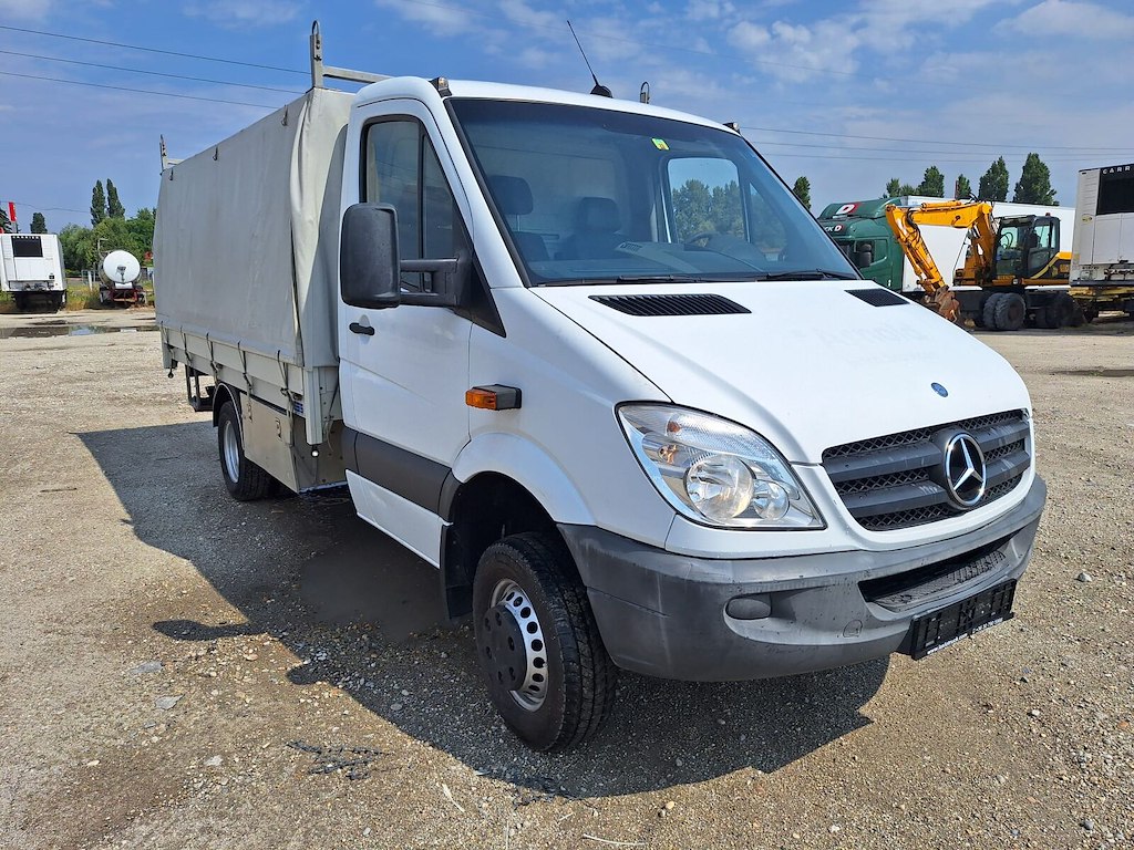 Mercedes-Benz Sprinter 519 CDi 4x4 - Pritsche+Plane kamion s ceradom < 3.5t