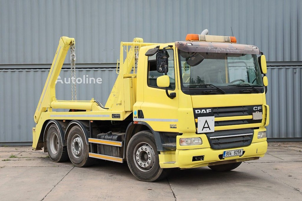 DAF FA CF 75.360 kamion autopodizač kontejnera