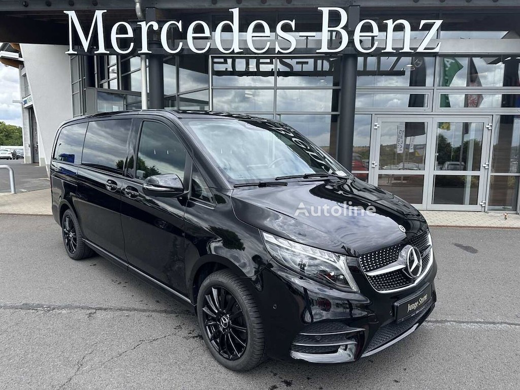 Mercedes-Benz 300 d 4MATIC EXCLUSIVE AMG Panorama DISTRONIC kombi minibus