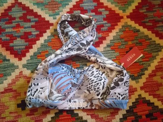 Guess sportski top sa etiketom S M