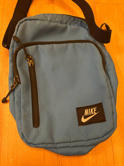 Nike torbica