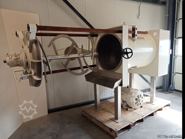 Spangenberg TMA 1000 trakašasti mešač (Ribbon Blender)
Spangenberg